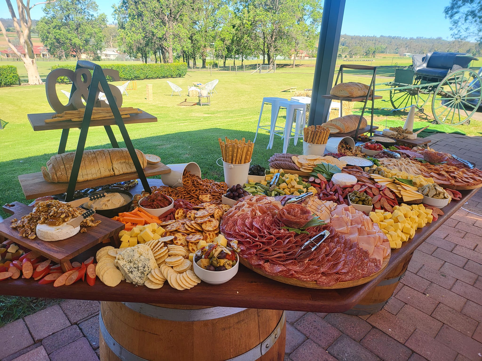 Grazing Table - Onsite - Minimum 20ppl – Nick's Deli and Grocery